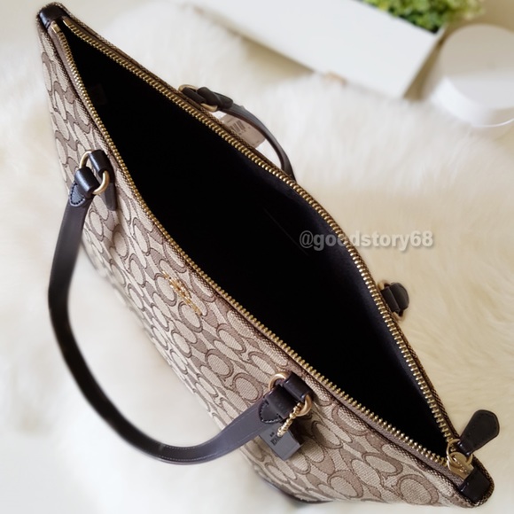Coach | Bags | Coach F29958 Signature Jacquard Zip Top Tote | Poshmark